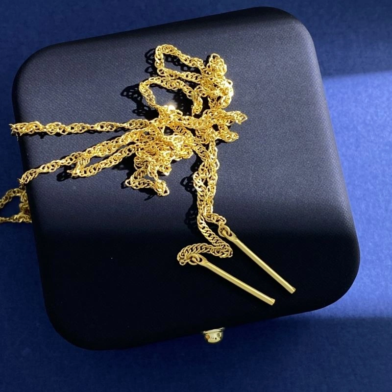 Low-cost Versace Necklaces