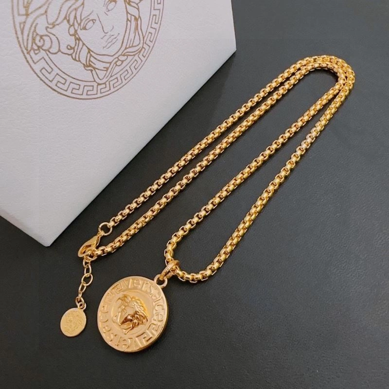 Exact replica Versace Necklaces