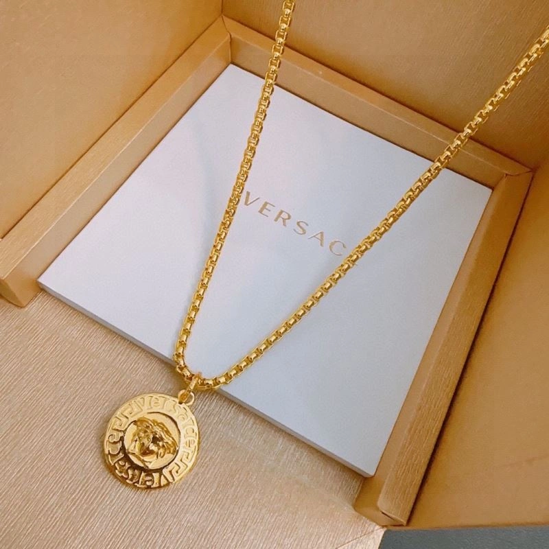 Exact replica Versace Necklaces