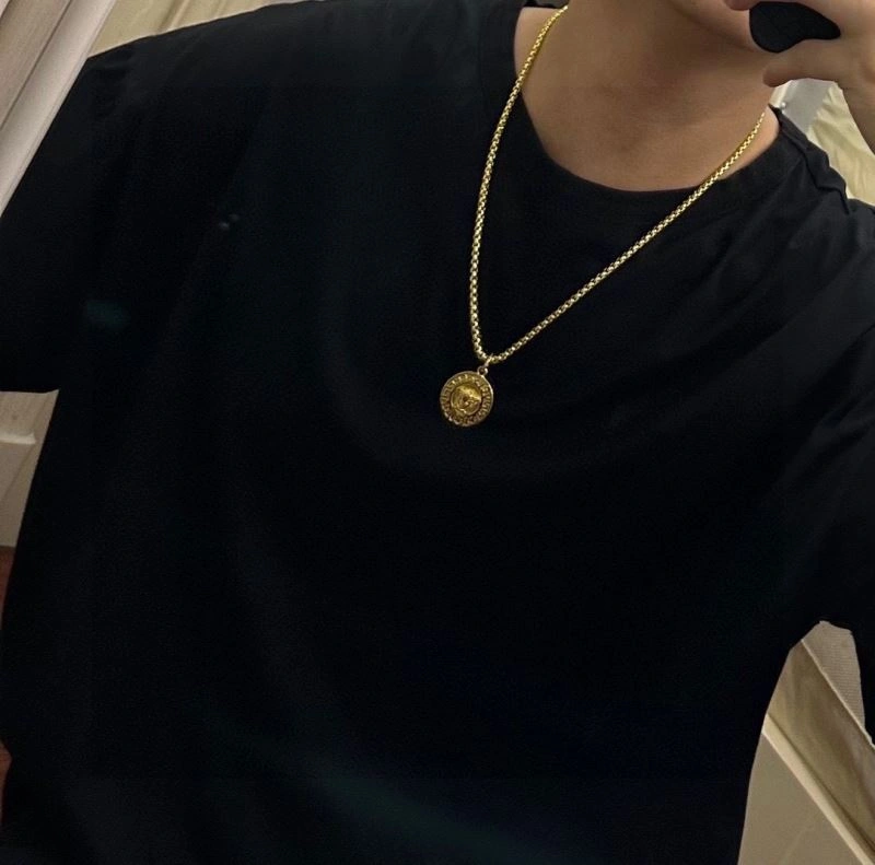 Exact replica Versace Necklaces