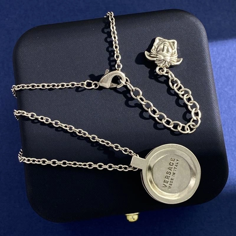 1:1 copy Versace Necklaces