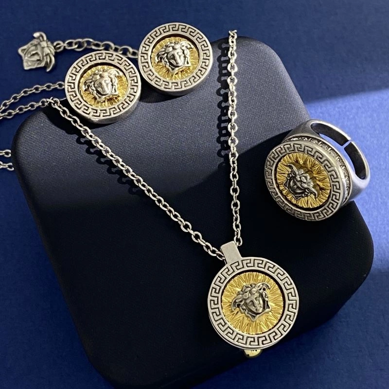 1:1 copy Versace Necklaces