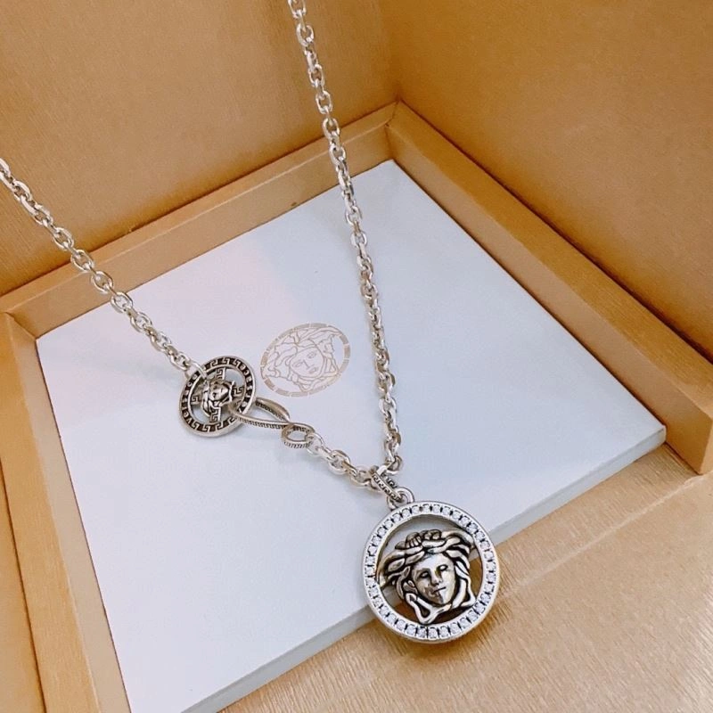 Top match Versace Necklaces