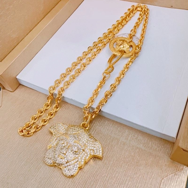 High fidelity Versace Necklaces