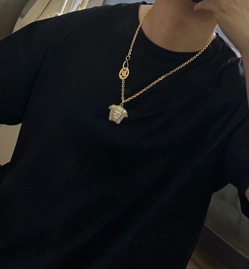 High fidelity Versace Necklaces