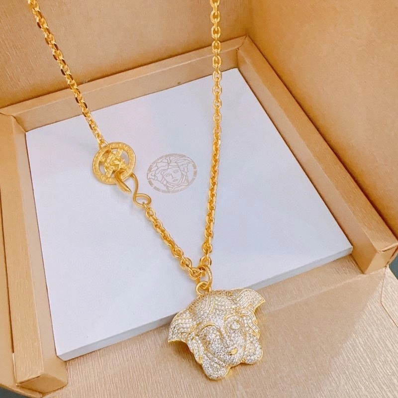 High fidelity Versace Necklaces