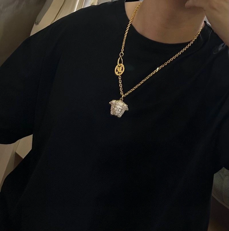 High fidelity Versace Necklaces