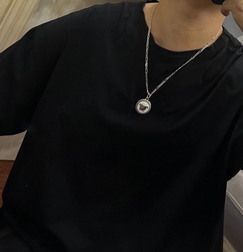 Cut-rate Versace Necklaces