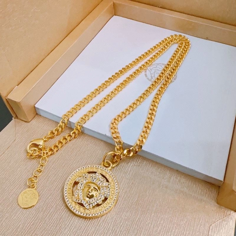 Precise copy Versace Necklaces