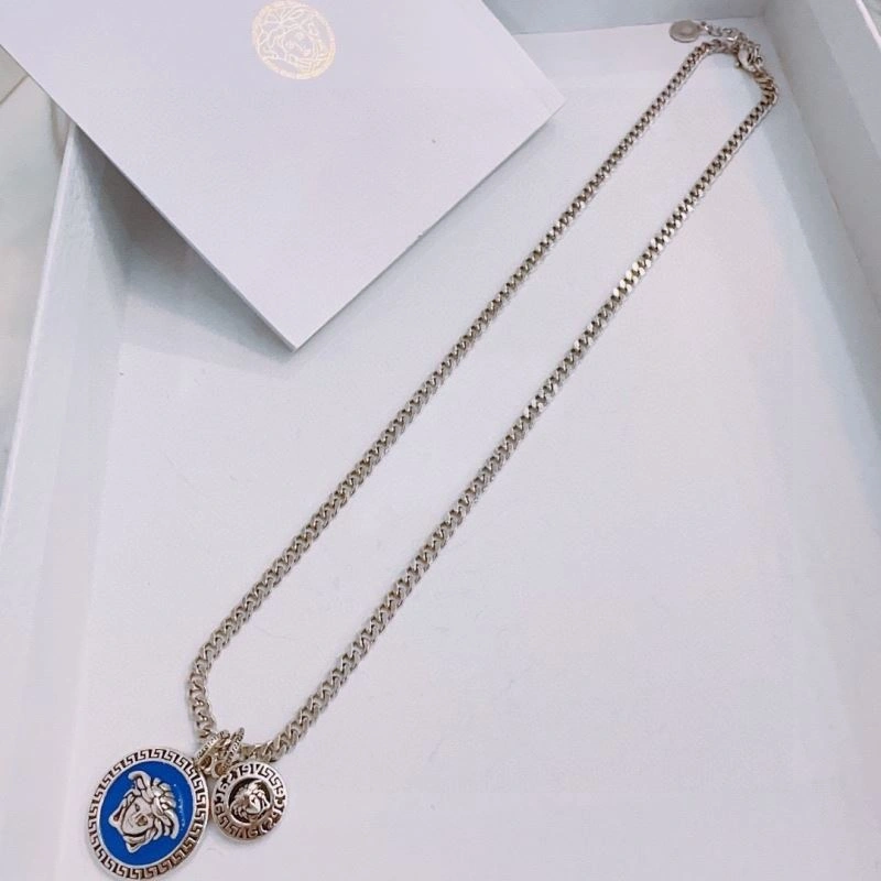 Precise copy Versace Necklaces