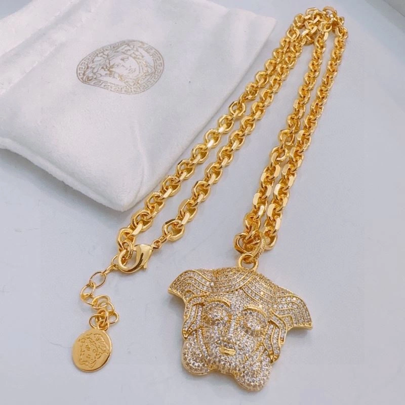 Low-cost Versace Necklaces