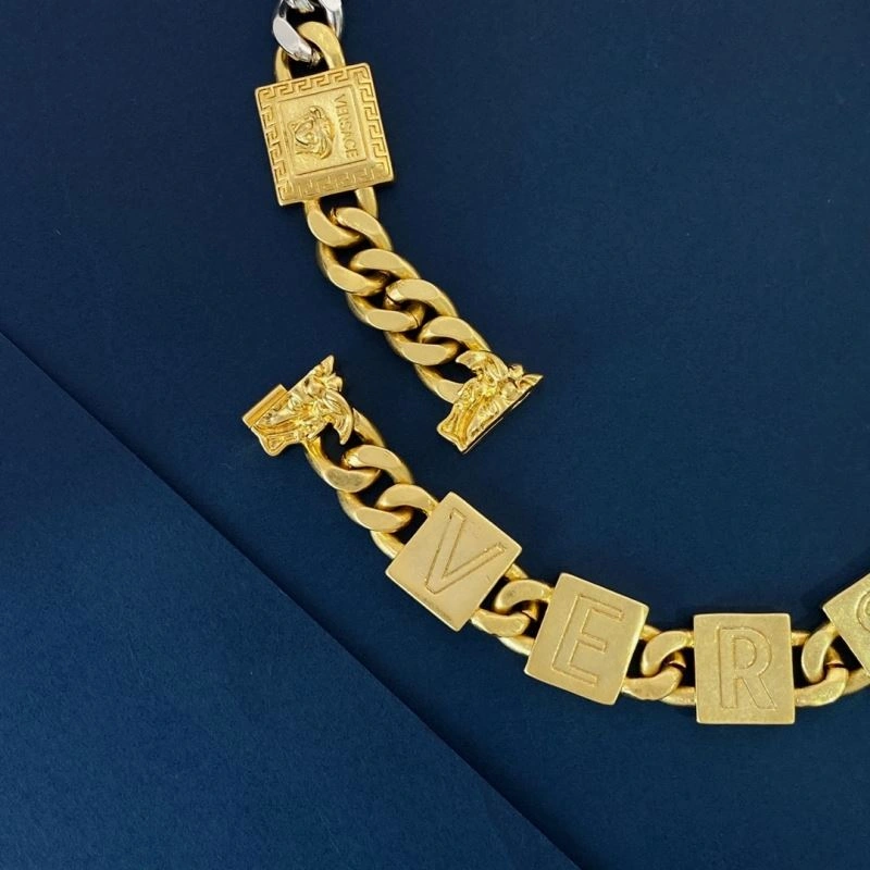 Top match Versace Necklaces