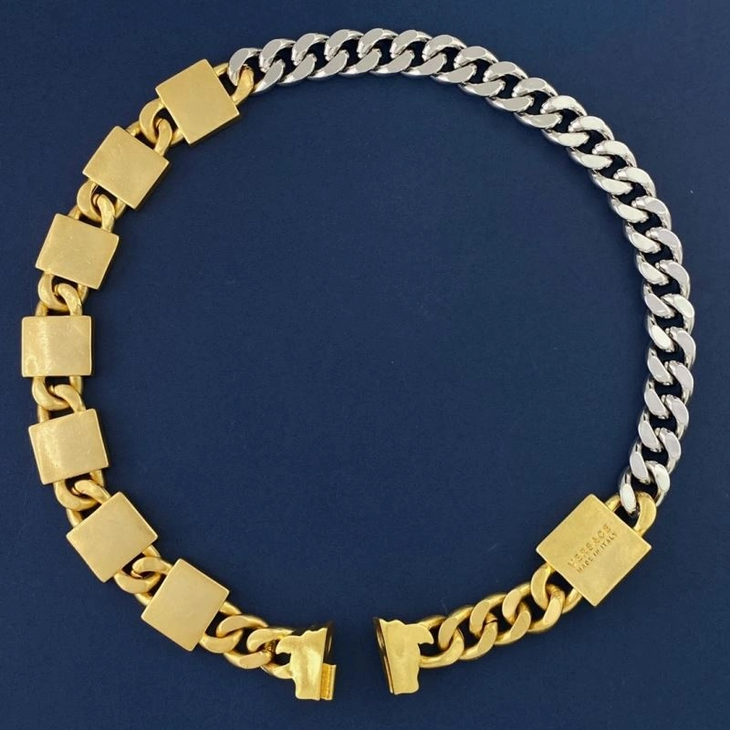 Top match Versace Necklaces