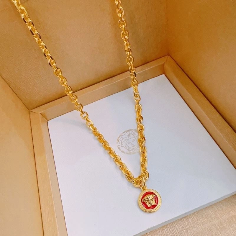 Precise copy Versace Necklaces