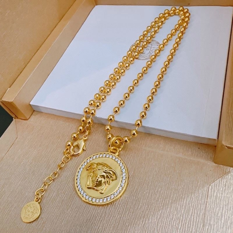 Precise copy Versace Necklaces