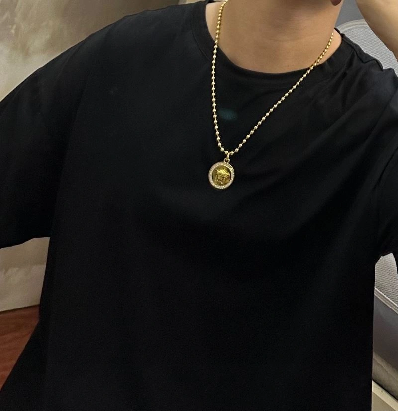 Precise copy Versace Necklaces