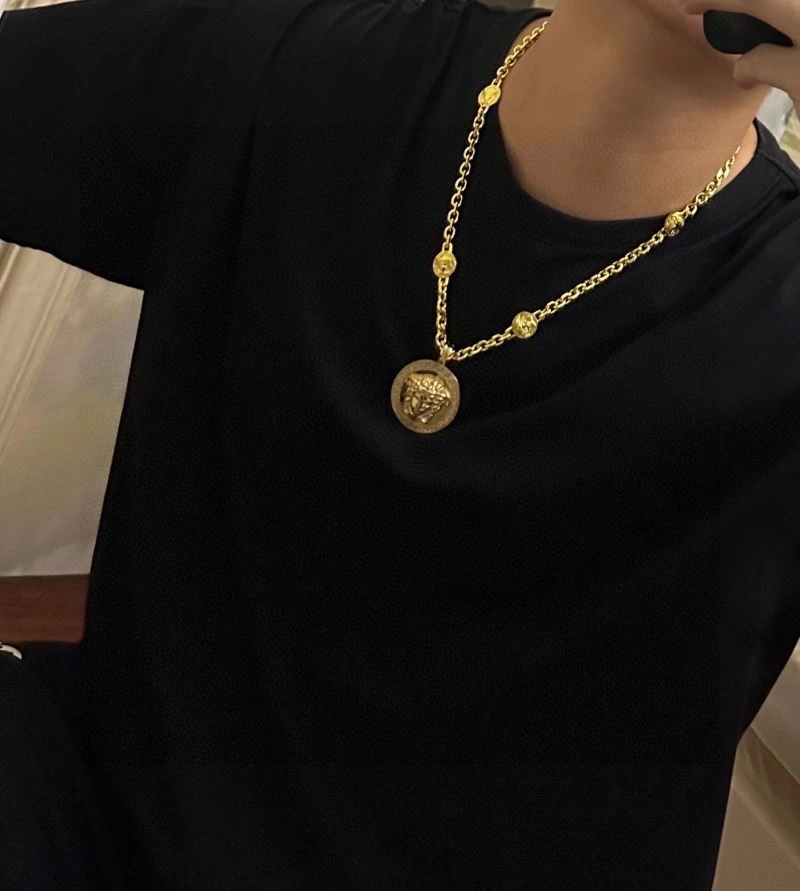 High accuracy Versace Necklaces