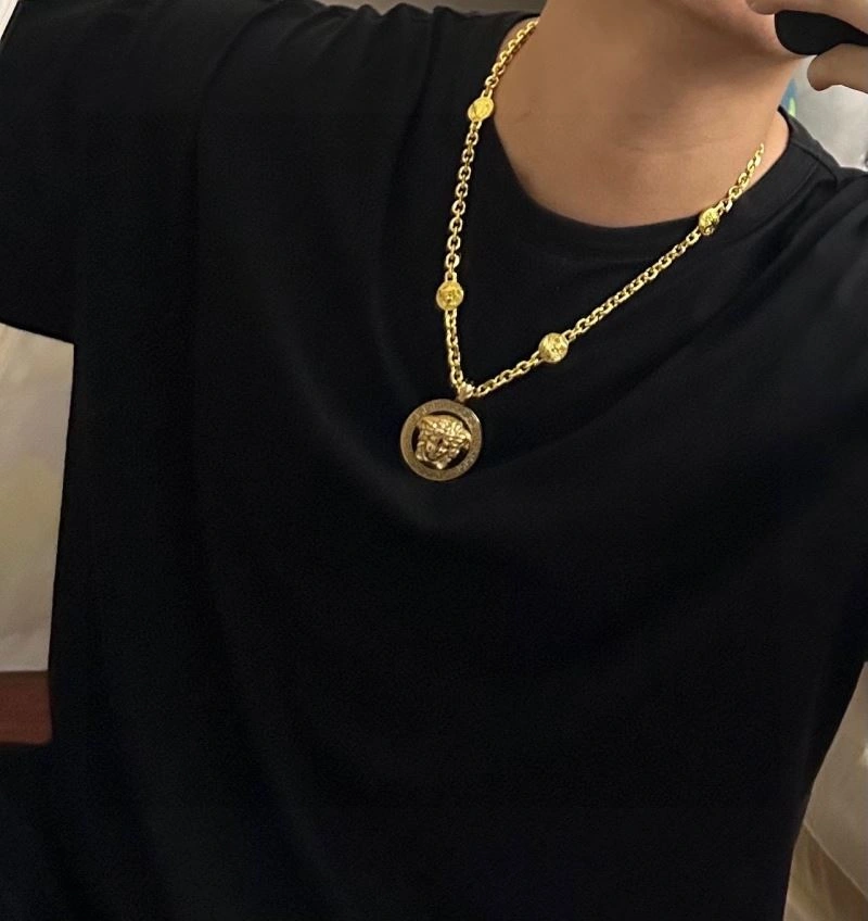 High accuracy Versace Necklaces