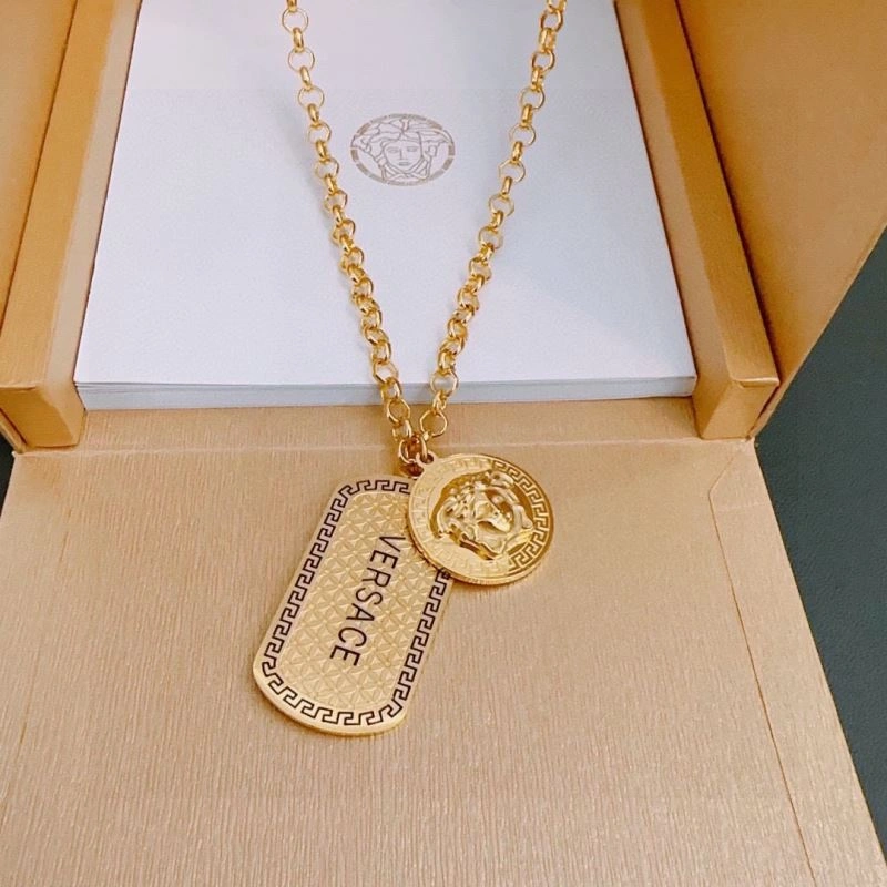 Accurate model Versace Necklaces