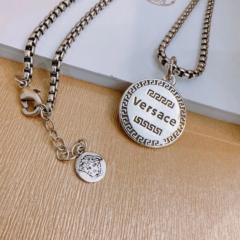 Top match Versace Necklaces