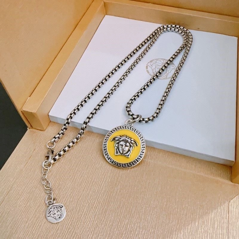 Top match Versace Necklaces