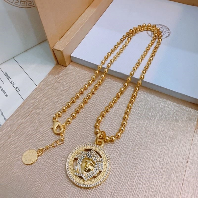 Precise copy Versace Necklaces