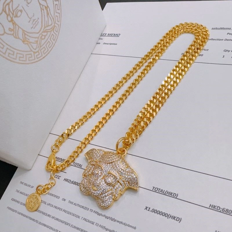 Top mirror Versace Necklaces