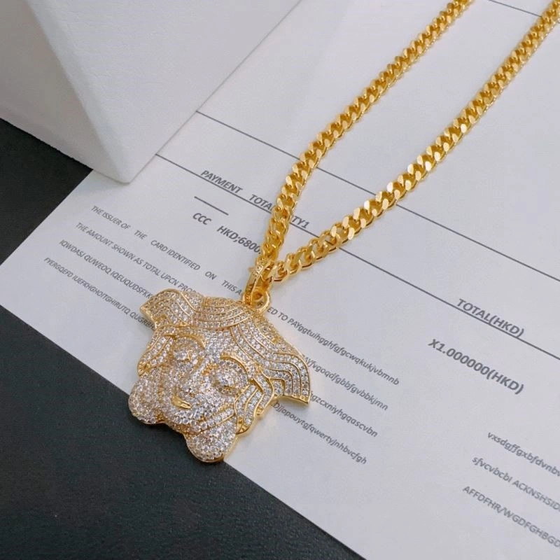 Top mirror Versace Necklaces