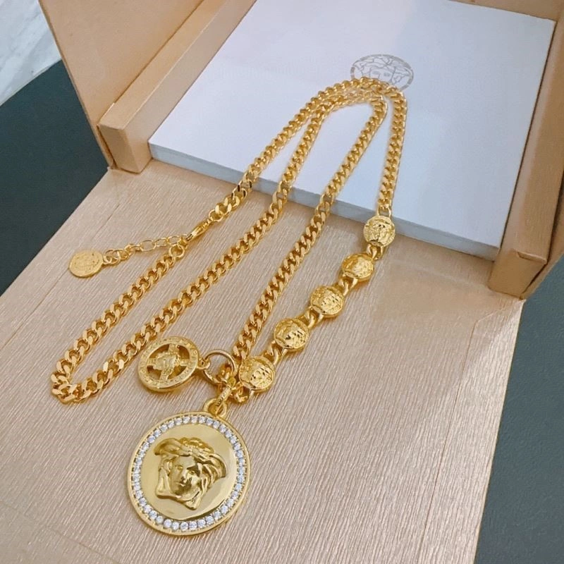 High fidelity Versace Necklaces