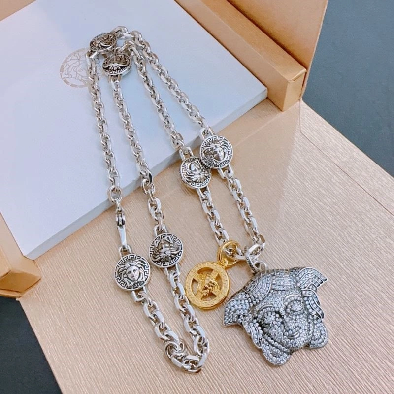 Mirror quality Versace Necklaces