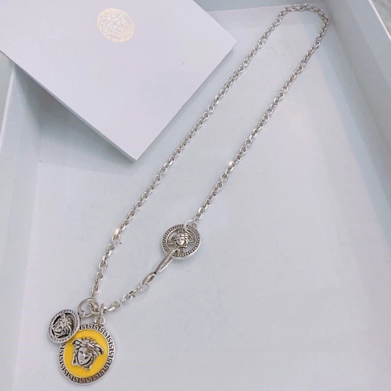 Exact replica Versace Necklaces