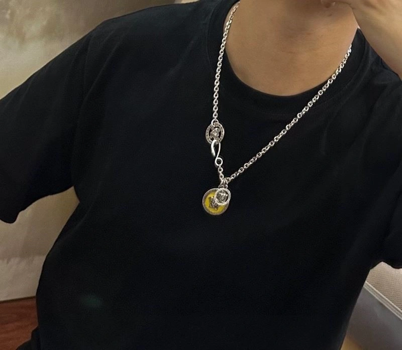 Exact replica Versace Necklaces