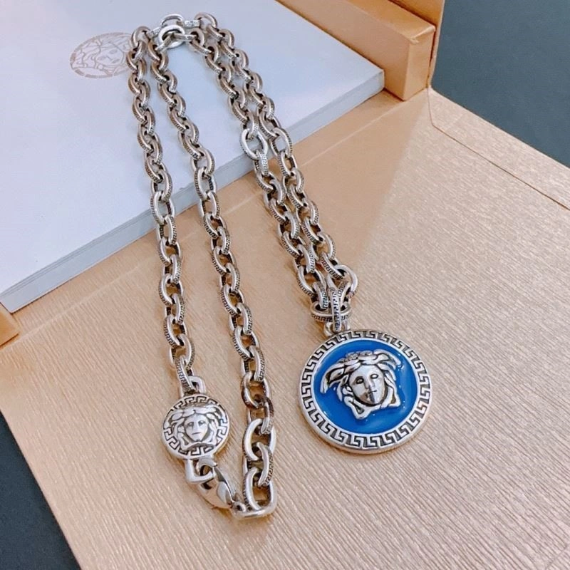 High fidelity Versace Necklaces