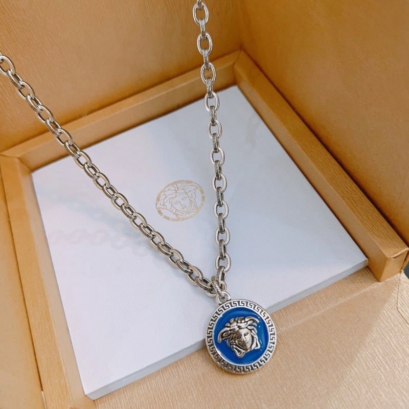 High fidelity Versace Necklaces