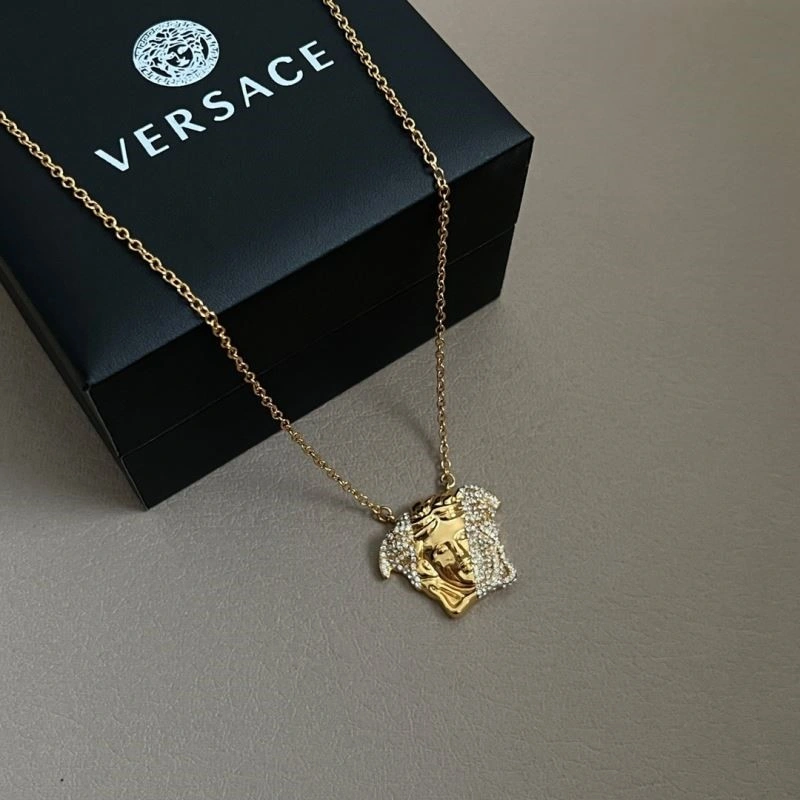 Economical Versace Necklaces