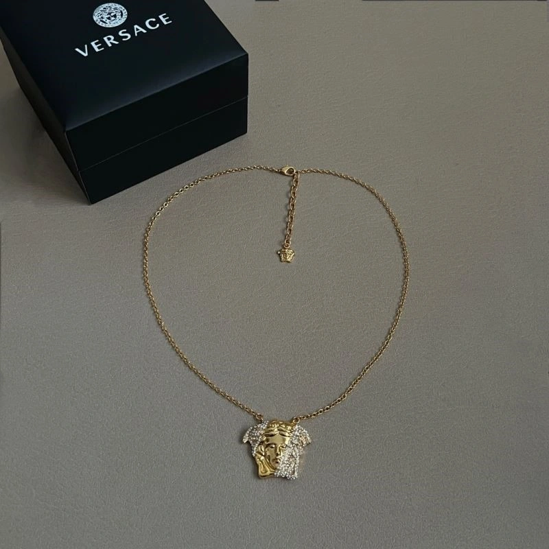Economical Versace Necklaces