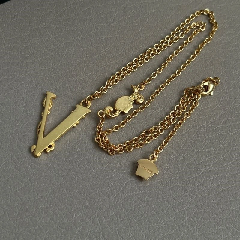 Low-cost Versace Necklaces