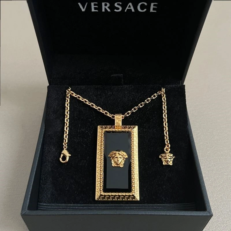 Exact replica Versace Necklaces