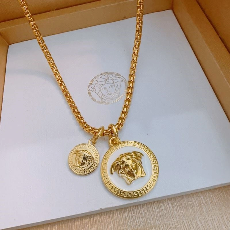 Mirror quality Versace Necklaces