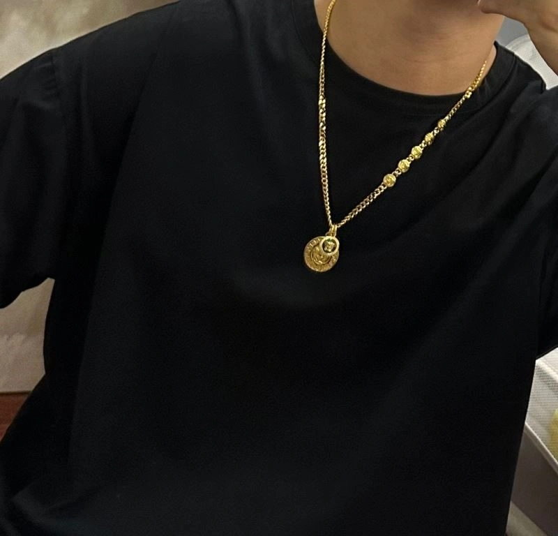 High fidelity Versace Necklaces