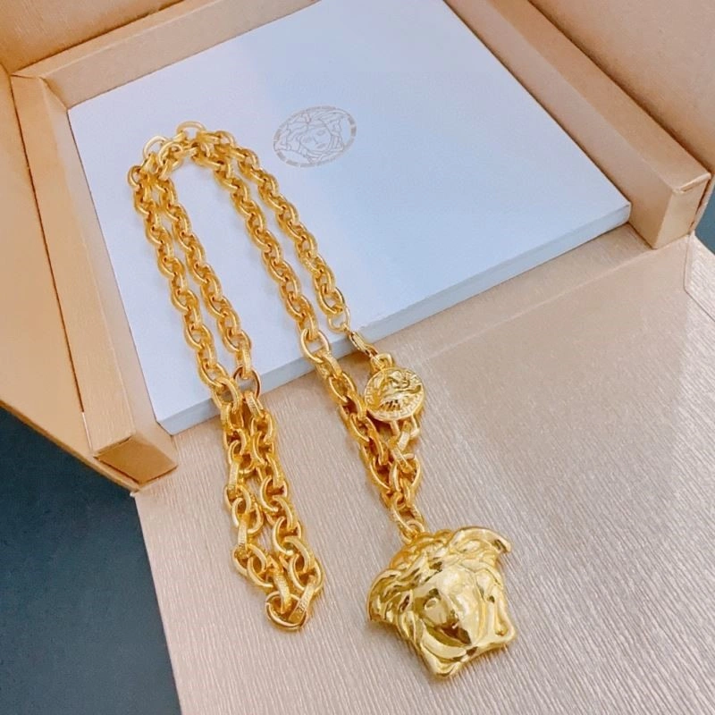 Top match Versace Necklaces