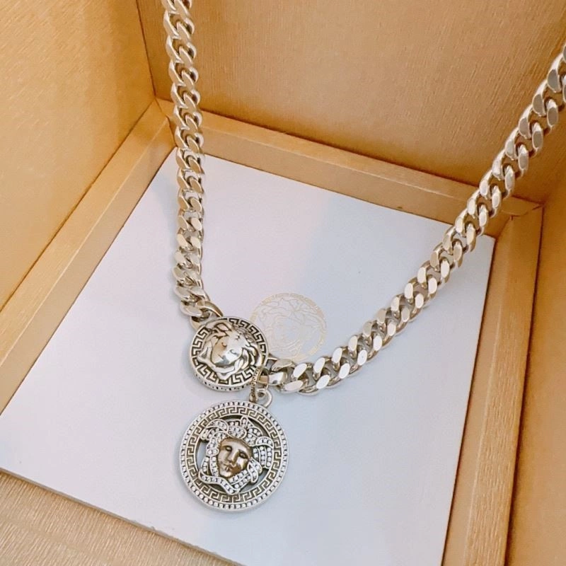 Brand-authenticated Versace Necklaces