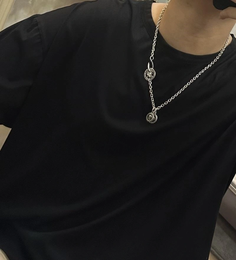 Brand-authenticated Versace Necklaces