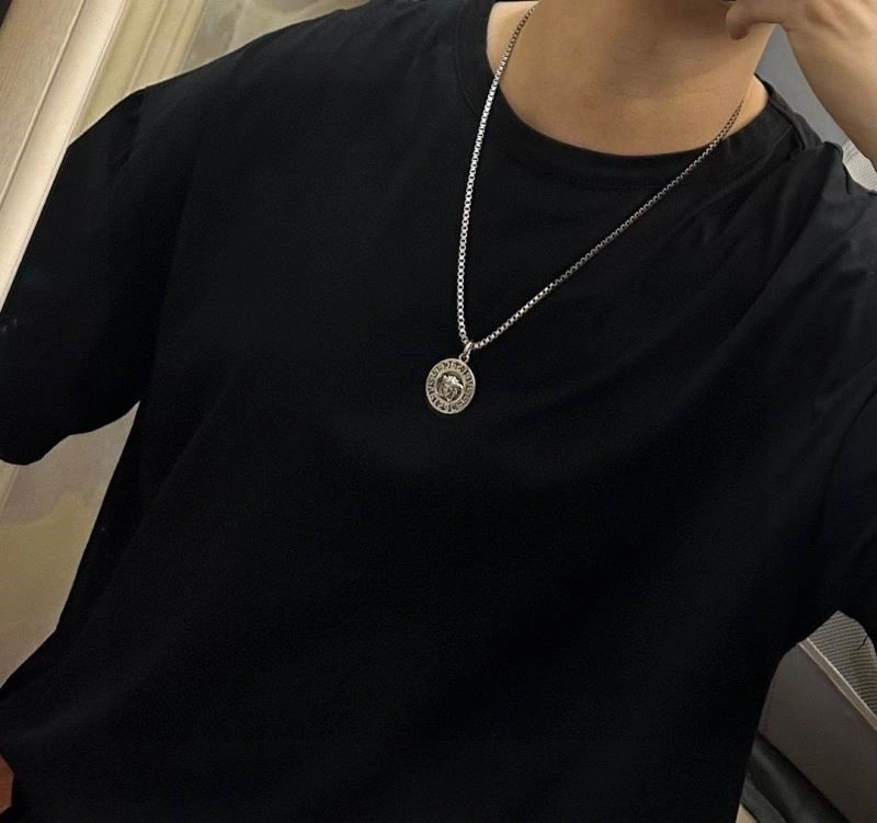 Bargain Versace Necklaces