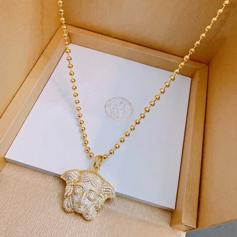 High fidelity Versace Necklaces