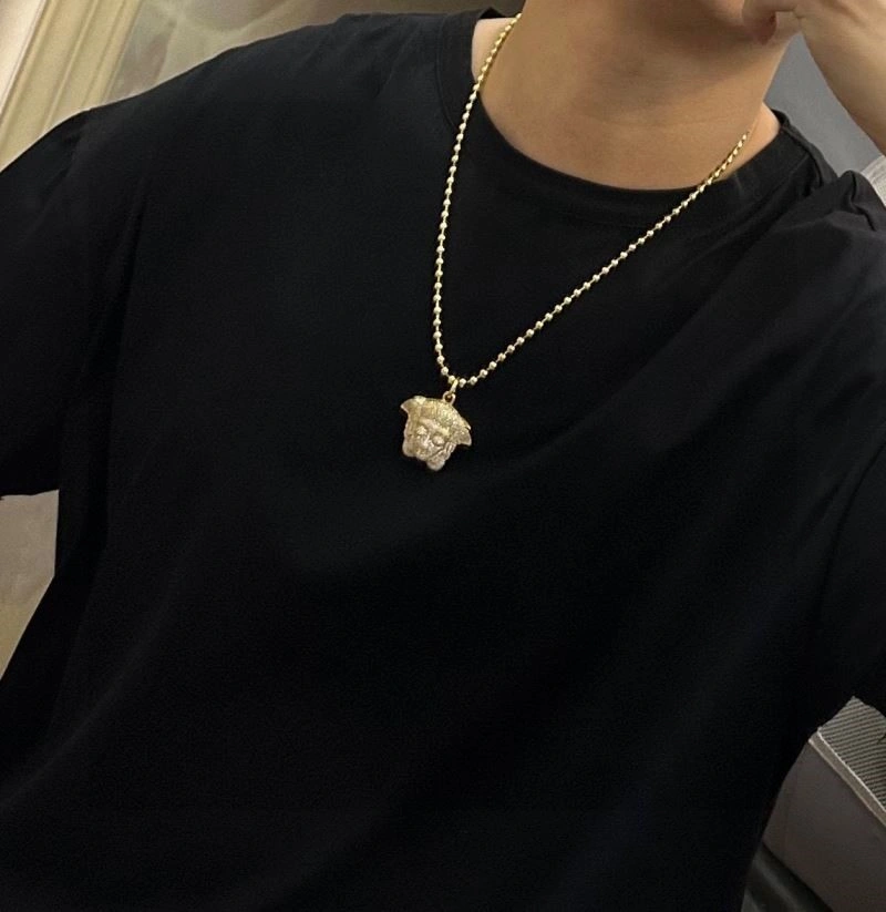 High fidelity Versace Necklaces