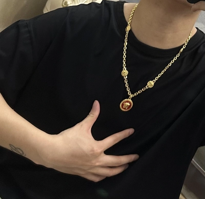 Exact replica Versace Necklaces