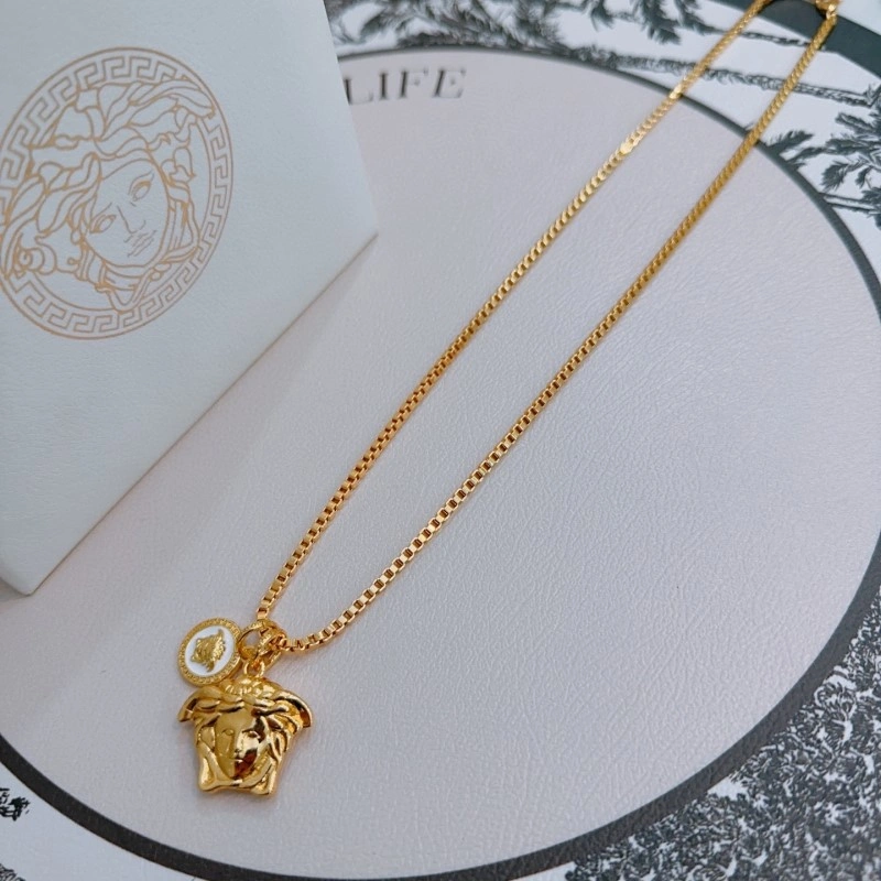 Economical Versace Necklaces