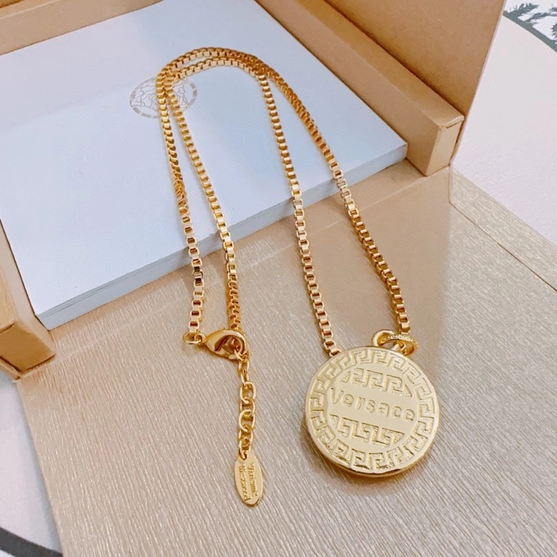 Top match Versace Necklaces