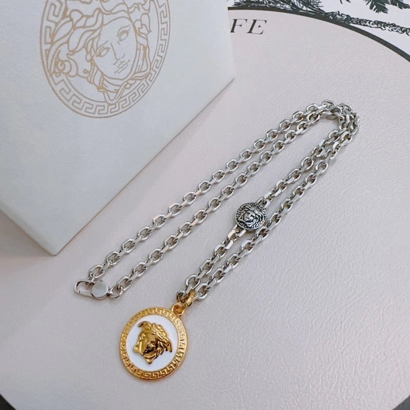 Exact replica Versace Necklaces